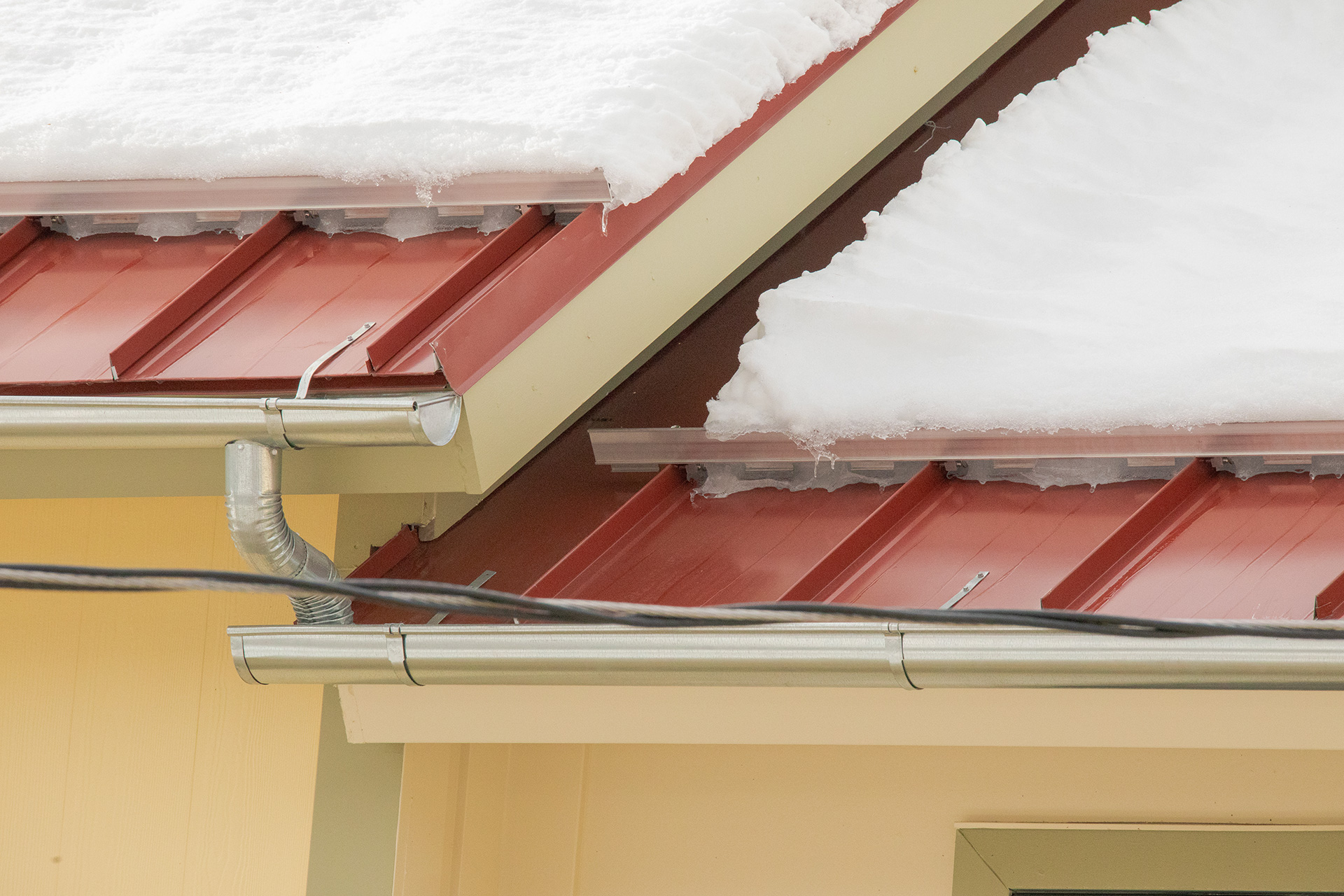 Color Snap Snow Rail Systems Chosen to Protect Apartments